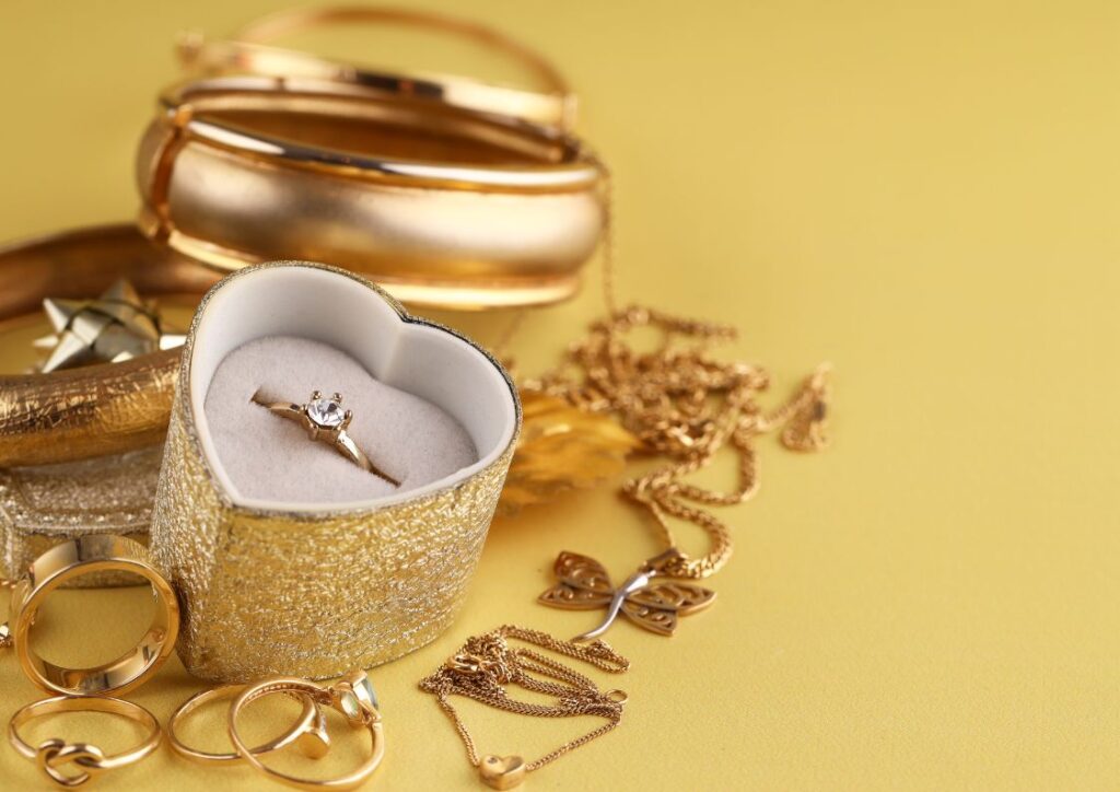 Discover the Beauty and Value of Gold Jewellery by unlocking its secrets